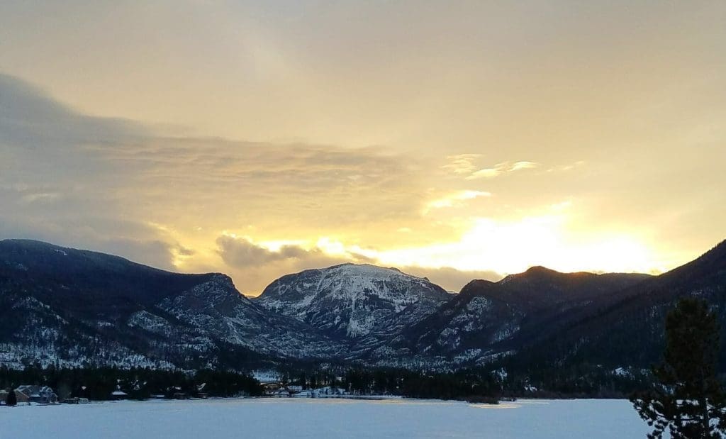 Winter in Grand Lake Colorado | Snowmobiling, Ice Fishing | Hotel
