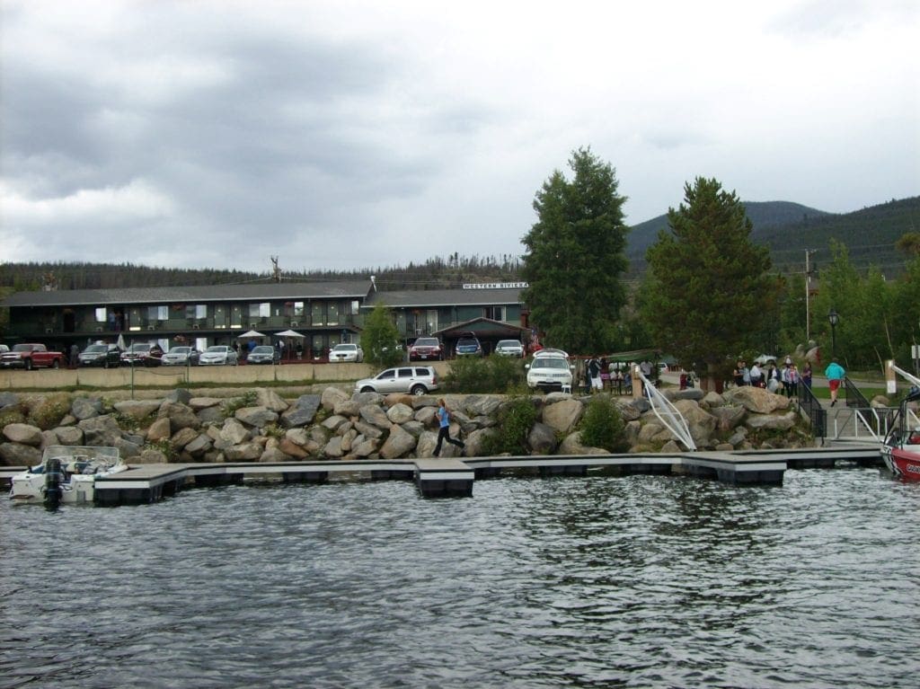 Queen Lakeside Motel & Hotel | Grand Lake, Colorado